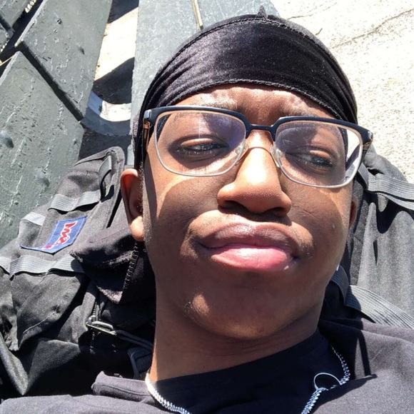 Stephon's Closet (@sstephonn) | Poshmark